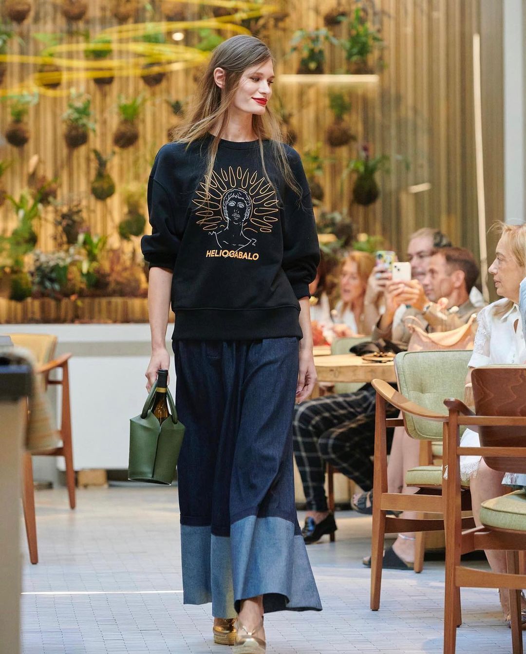 Maison Mesa y Bodegas Marisol Rubio lanzan un bolso solidario | Grazia