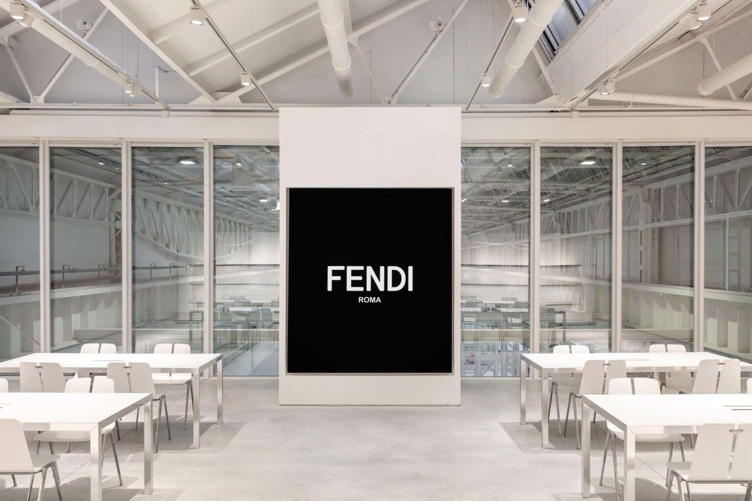 Así es la renovada sede de FENDI en Milán