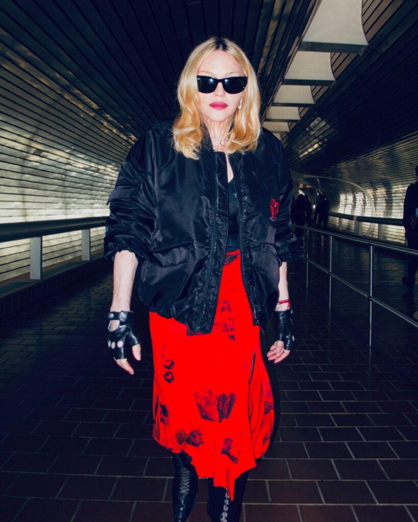 Madonna apuesta por la moda española de Desigual