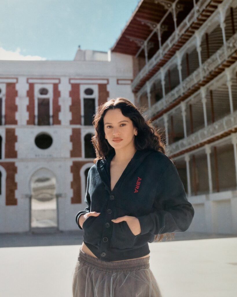 Rosalía habla en Apple Music sobre la creación de su proyecto Lux
