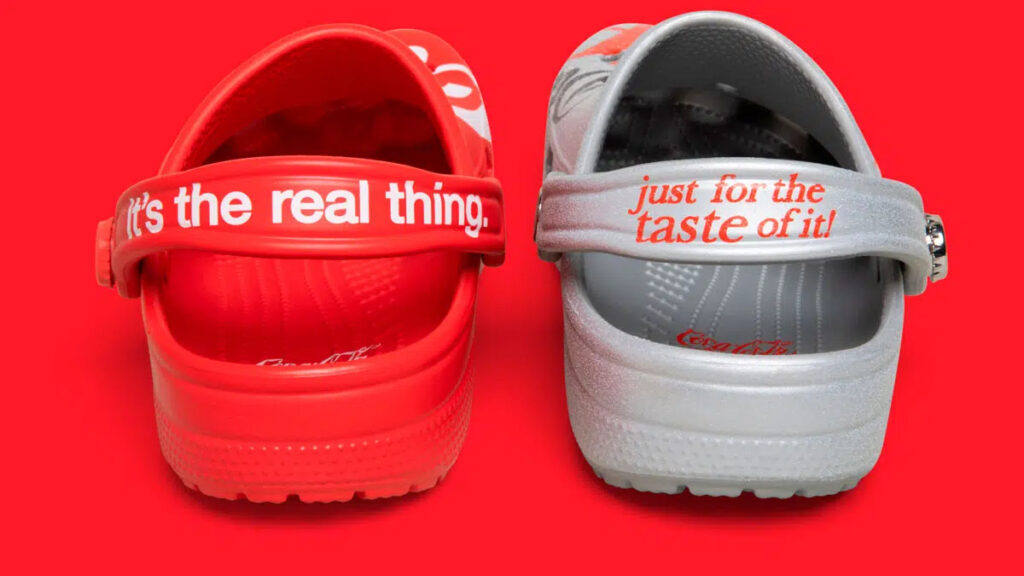 Crocs se une a Coca-Cola en una colaboración icónica