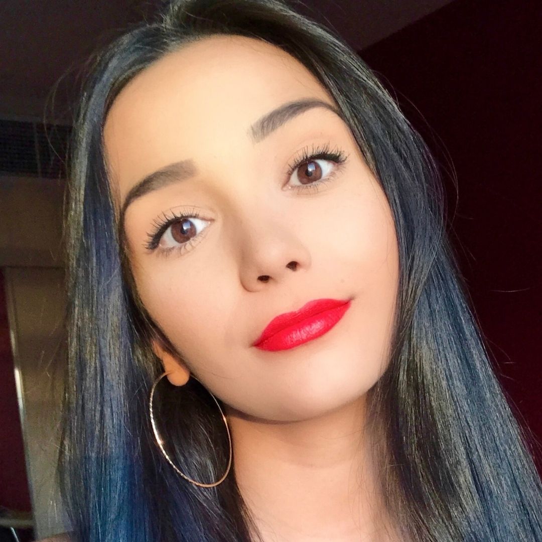 Meet Saeedah Haque: The World’s First Streetwear Abaya Label - Grazia ...