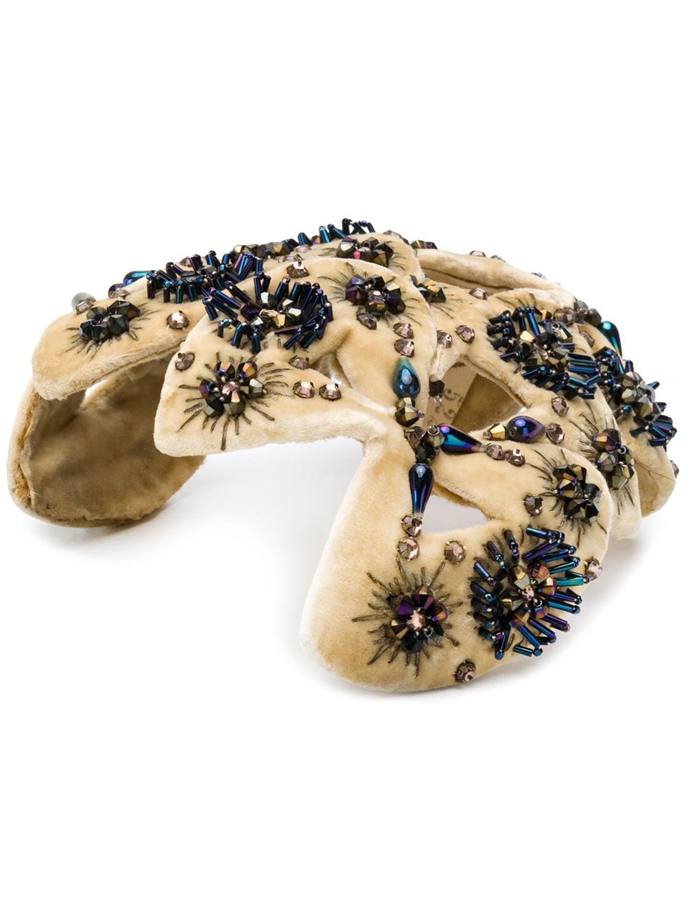 Hair Accessories Trend That Are Destined For Greatness