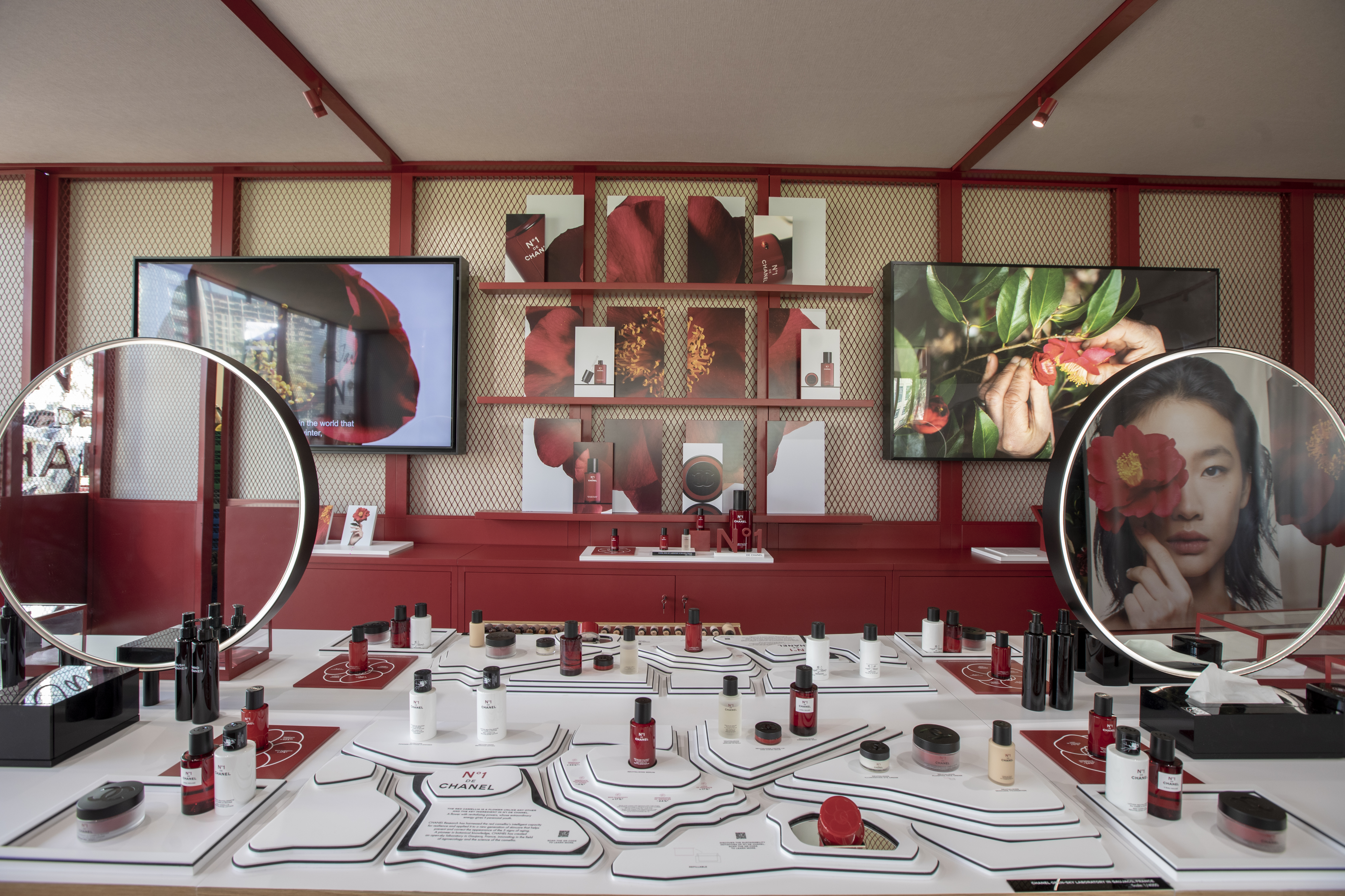 Chanel Pop-Up Event In Downtown Dubai Displays Its New Collection