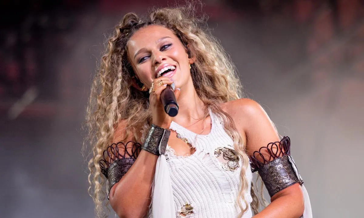 Elyanna Is Going On Her First North American Tour