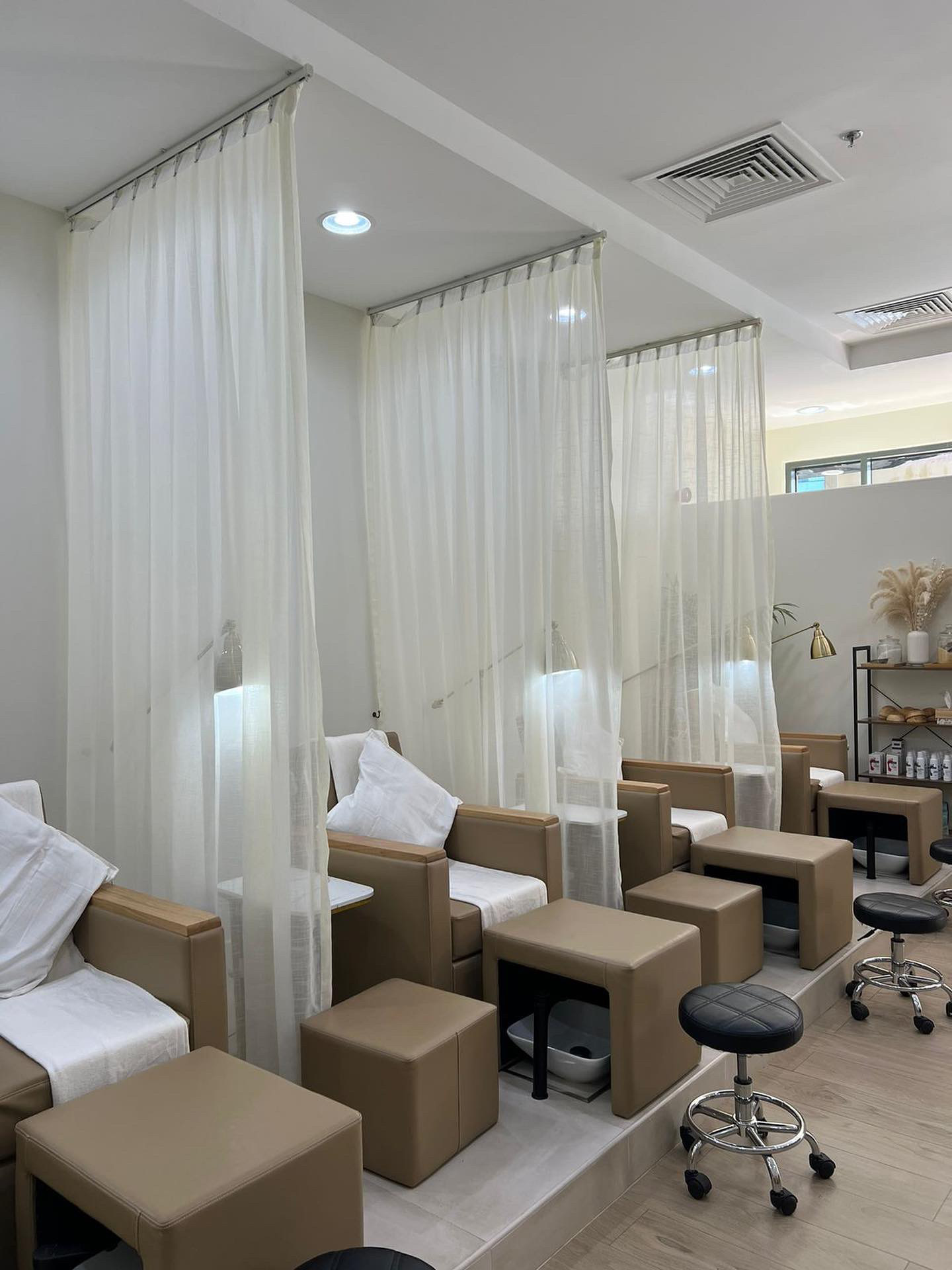 The Best Nail Salons In Dubai For All Your Mani/Pedi Needs