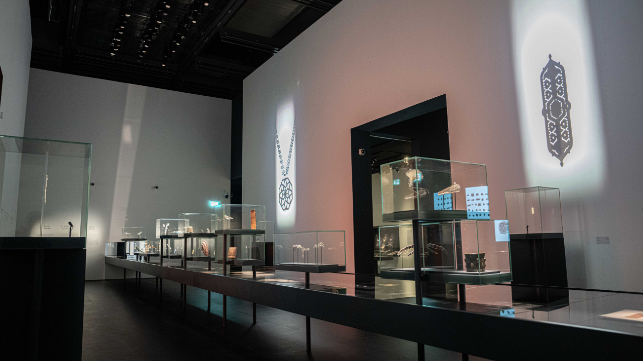 Cartier Brings A Groundbreaking Exhibition To The Louvre Abu Dhabi