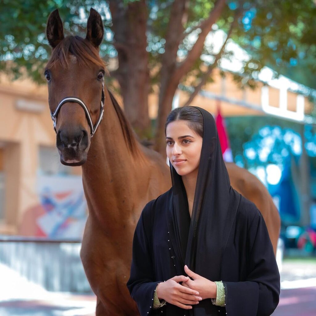 Sheikha Fatima Al Nahyan Makes First Solo Public Appearance