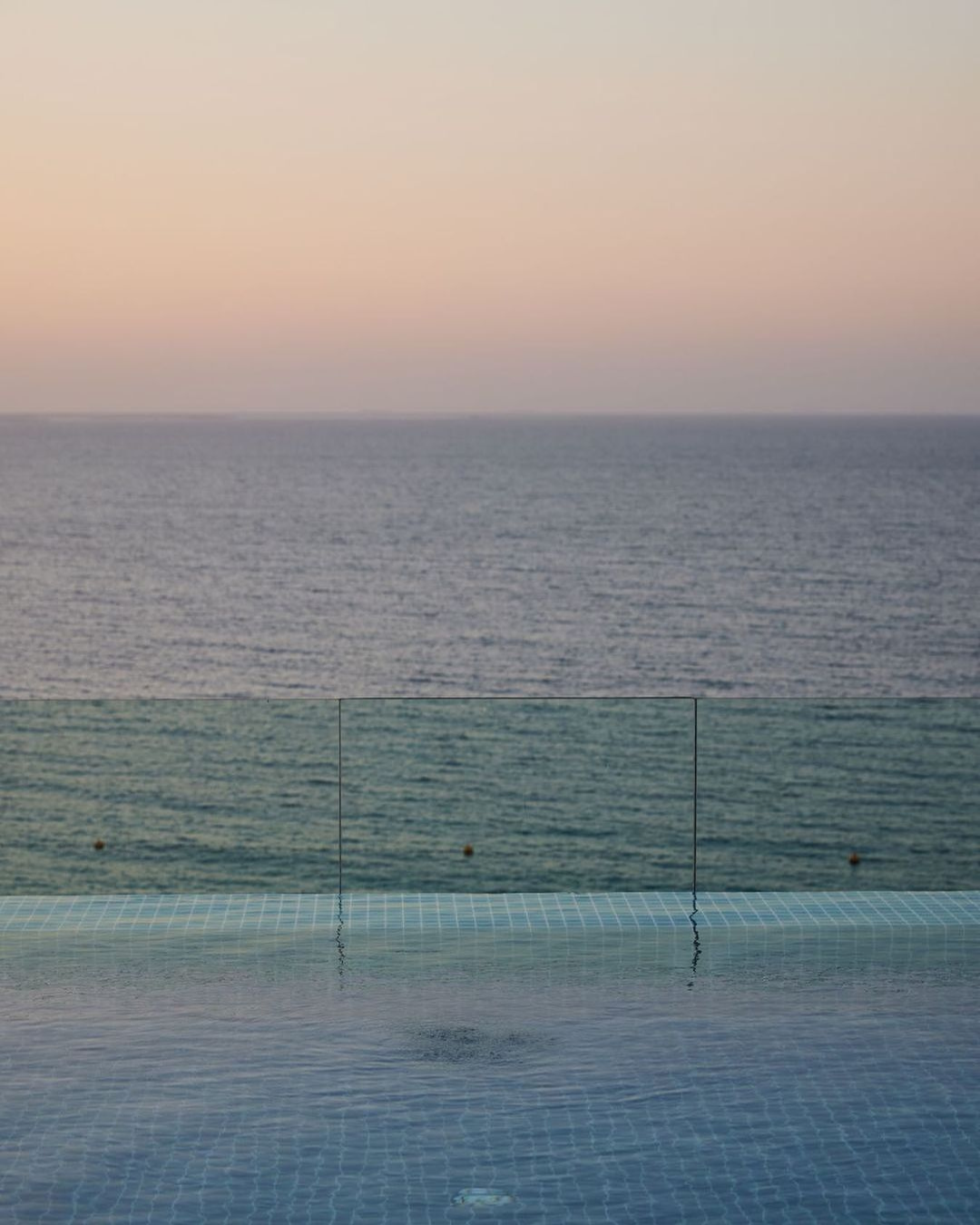 Rooftop pools in Dubai: The GRAZIA Guide