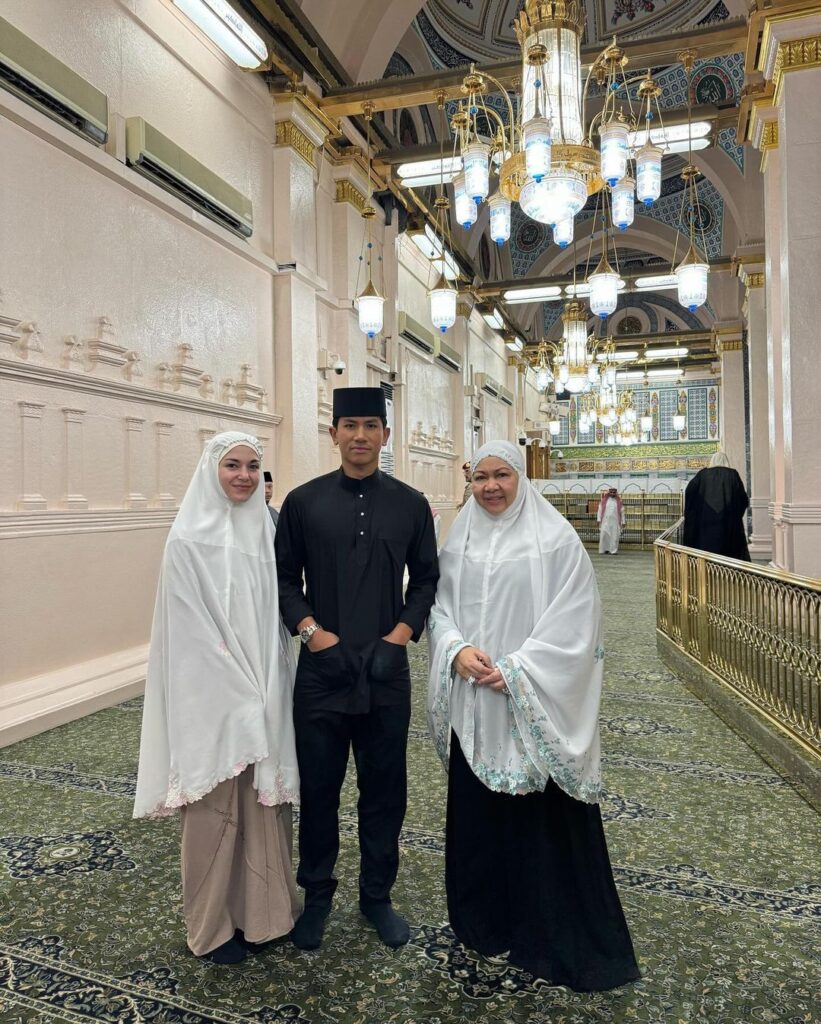 Brunei's Prince Mateen & Princess Anisha In Saudi For Umrah