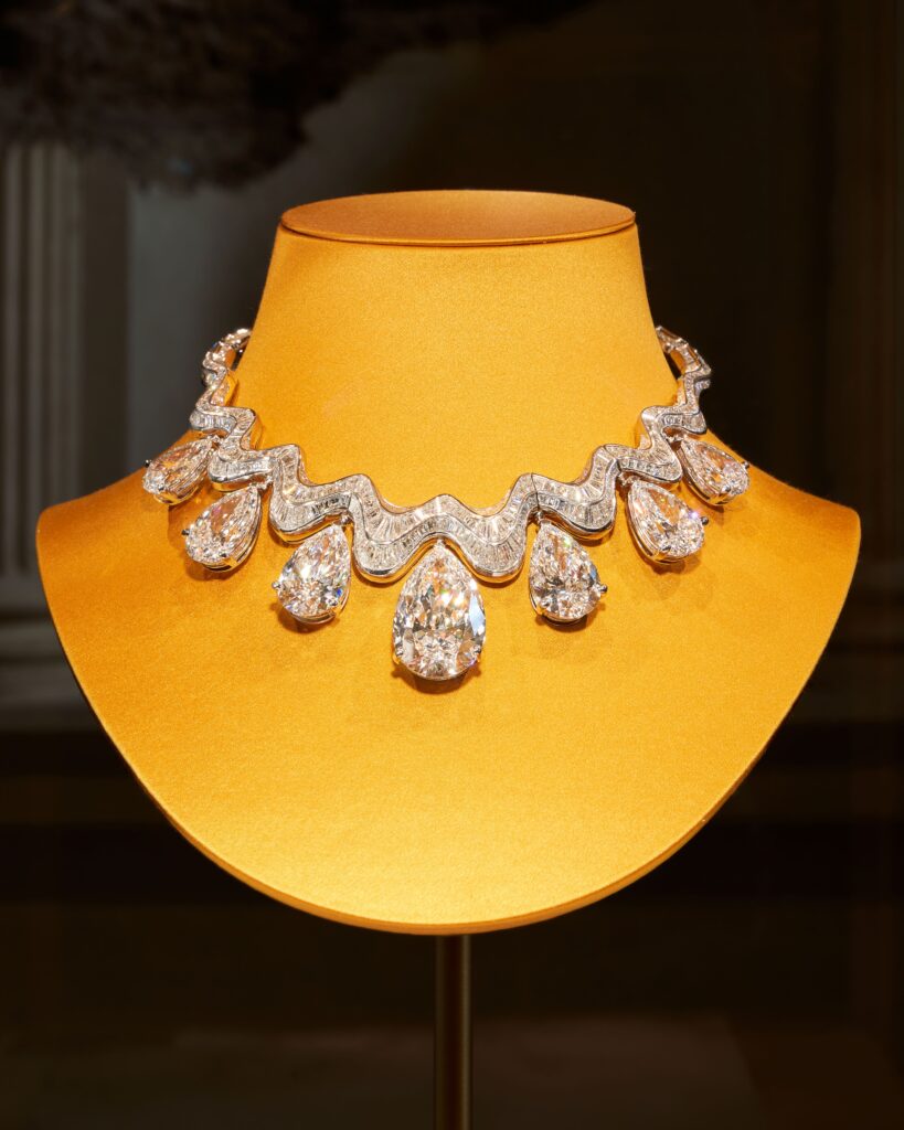 Bvlgari Unveils Its Extrordinary "Aeterna" Collection