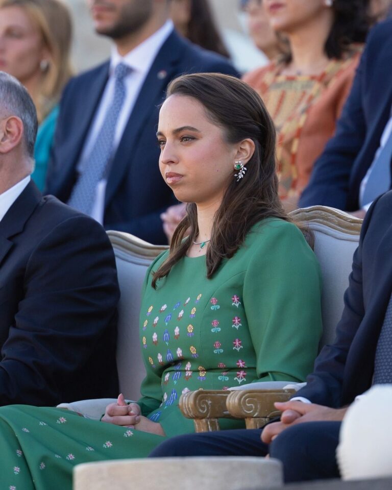 Princess Salma In Dubai Palestinian Designer For Silver Jubilee