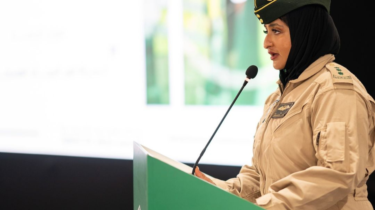 Sheikha Mozah Discusses The Role Of Women In The Military