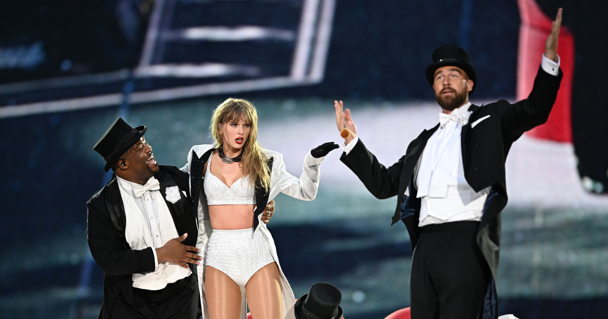 Explaining The Travis Kelce & Taylor Swift Breakup Contract