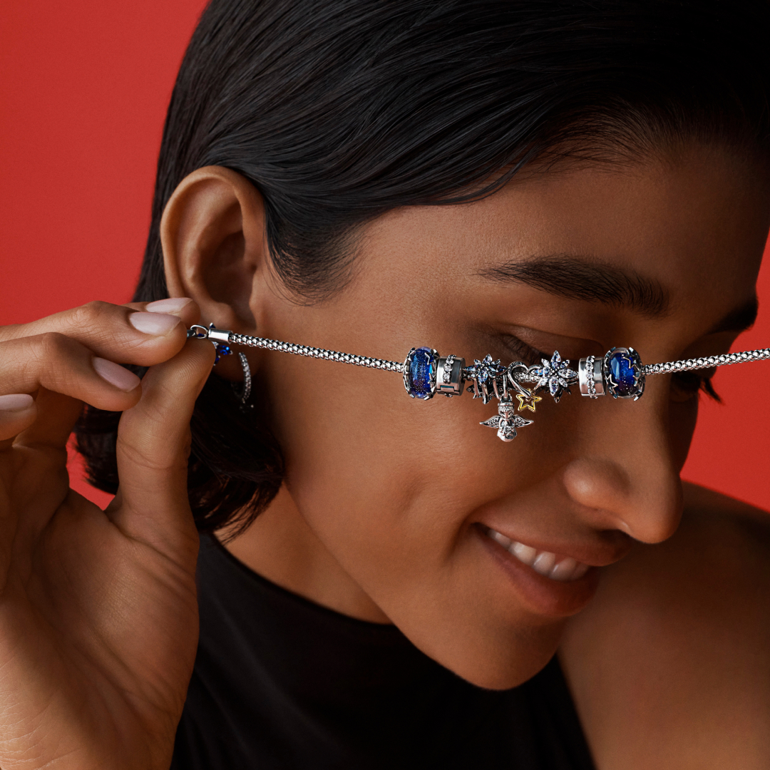 Pandora Celebrates The Power Of Love This Festive Season