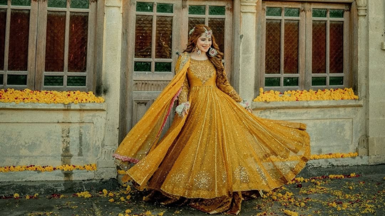 Who Is Neelam Muneer? The Pakistani Actress Who Married An Emirati ...