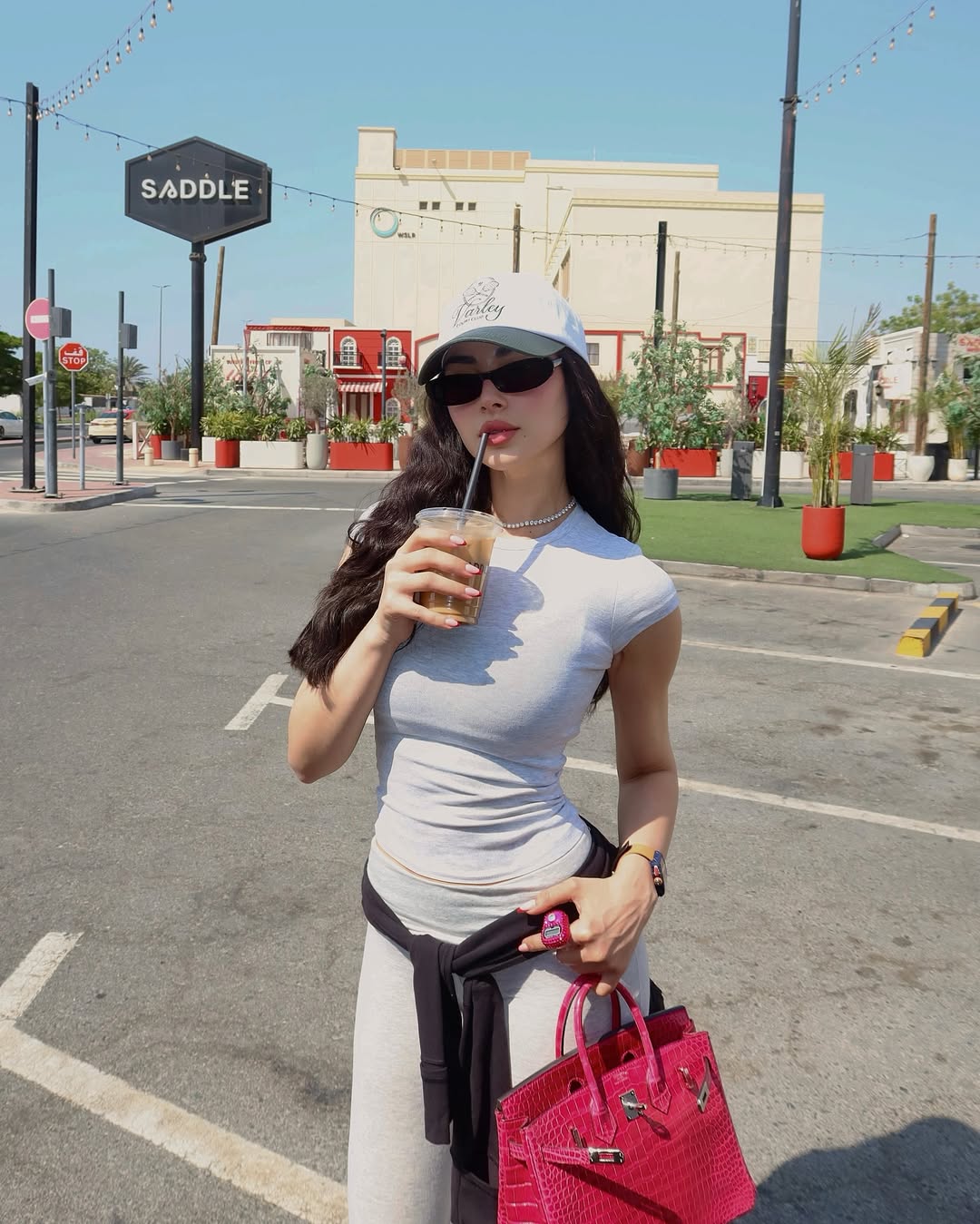 Influencers To Follow For Summer Fashion Inspo