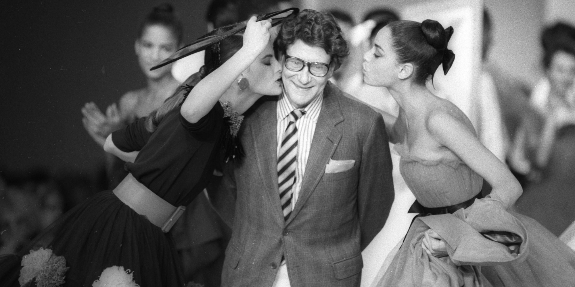 UNA EXHIBICIÓN DEDICADA A YVES SAINT LAURENT LLEGA A SEATTLE | Grazia ...