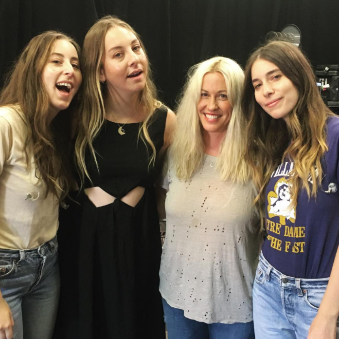 ¿ALANIS MORISSETTE COLABORARÁ CON HAIM? | Grazia México y Latinoamérica