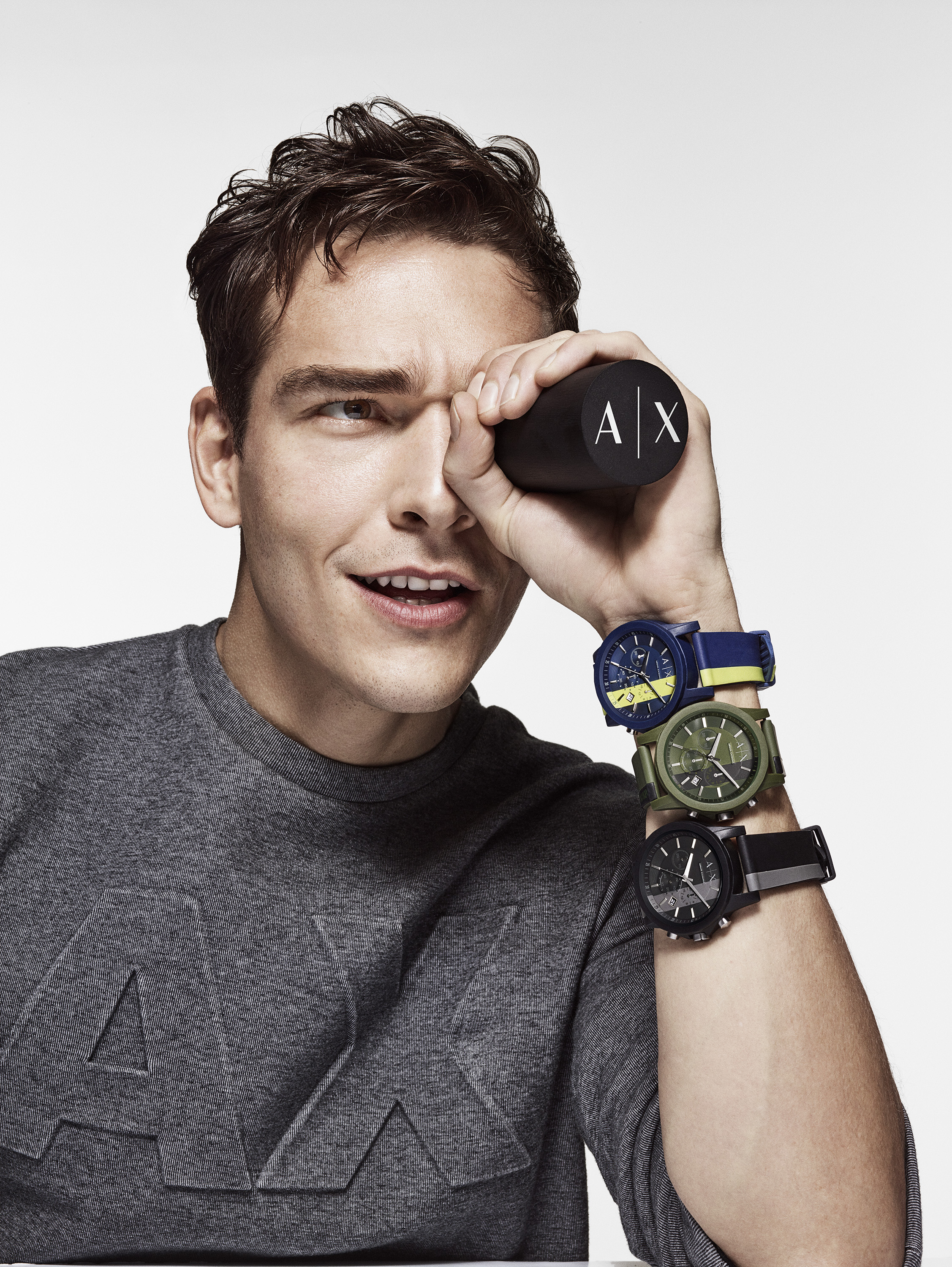 El tiempo y el dinamismo según Armani Exchange | Grazia México y ...