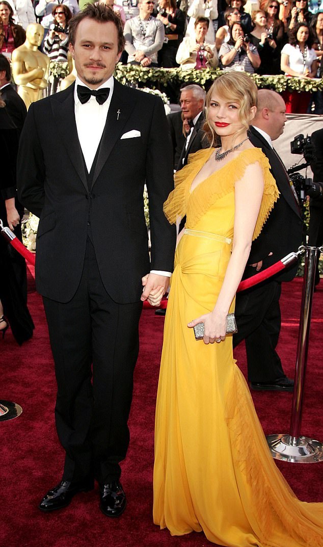 Michelle Williams está comprometida con el financiero Andrew Youmans ...