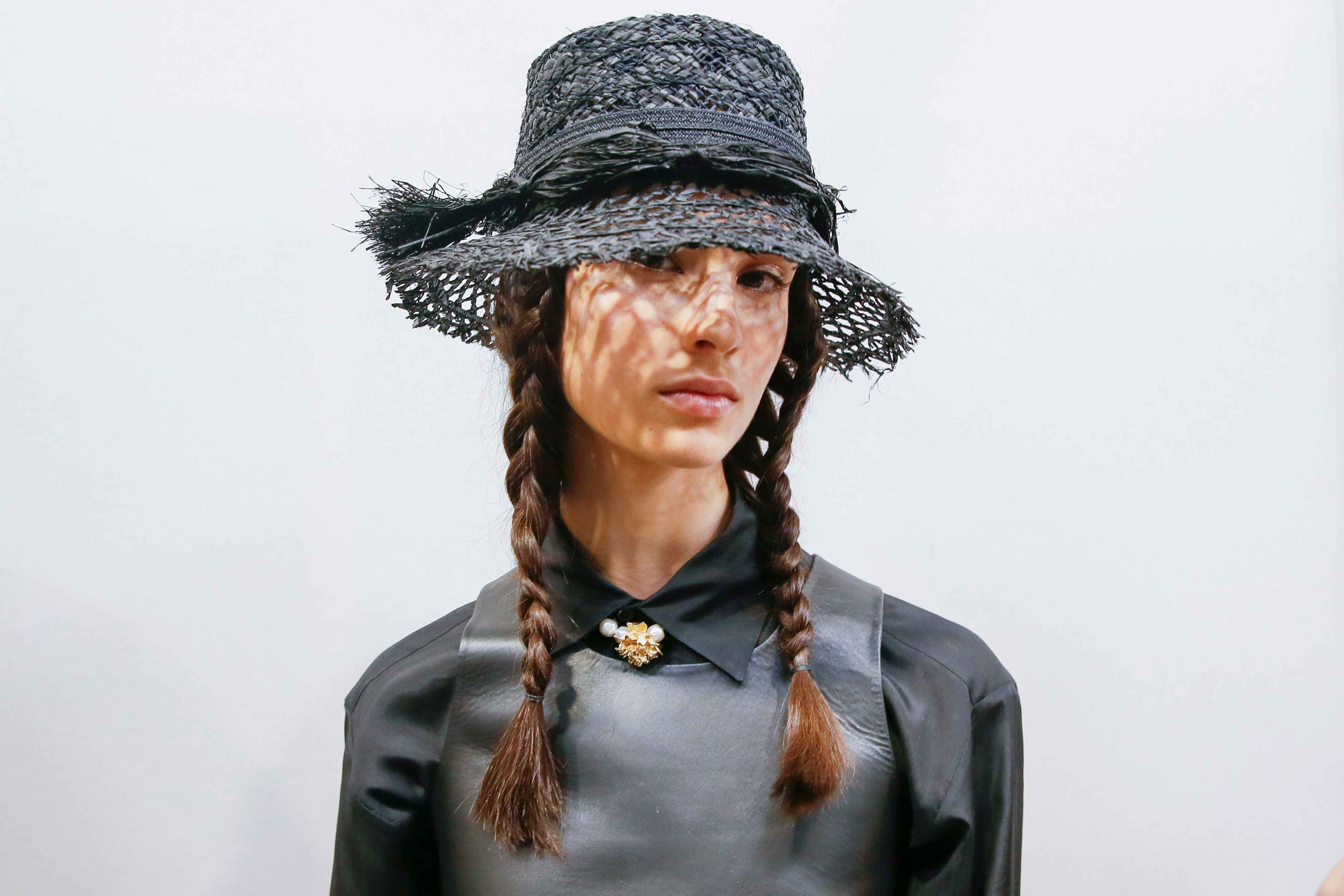 La hermana de Christian Dior, Catherine Dior, es la musa inesperada de ...