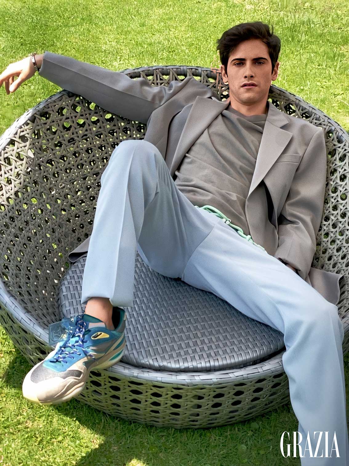 Under Pressure: Yankel Stevan propone el mood para la estación | Grazia ...