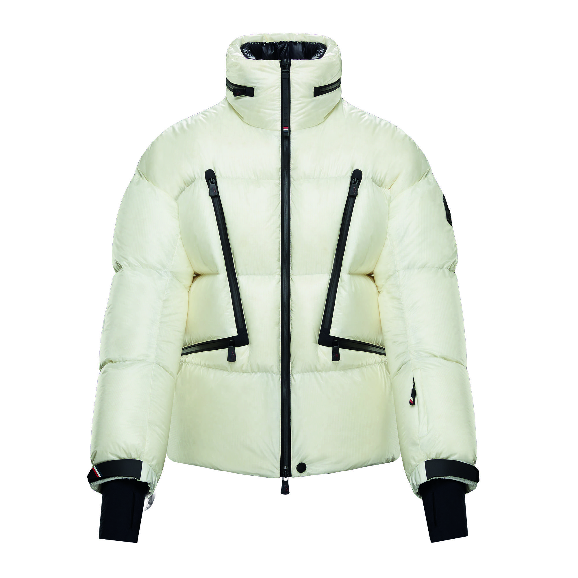Winter Wonderland de Moncler: Las prendas que querrás para hacerle ...