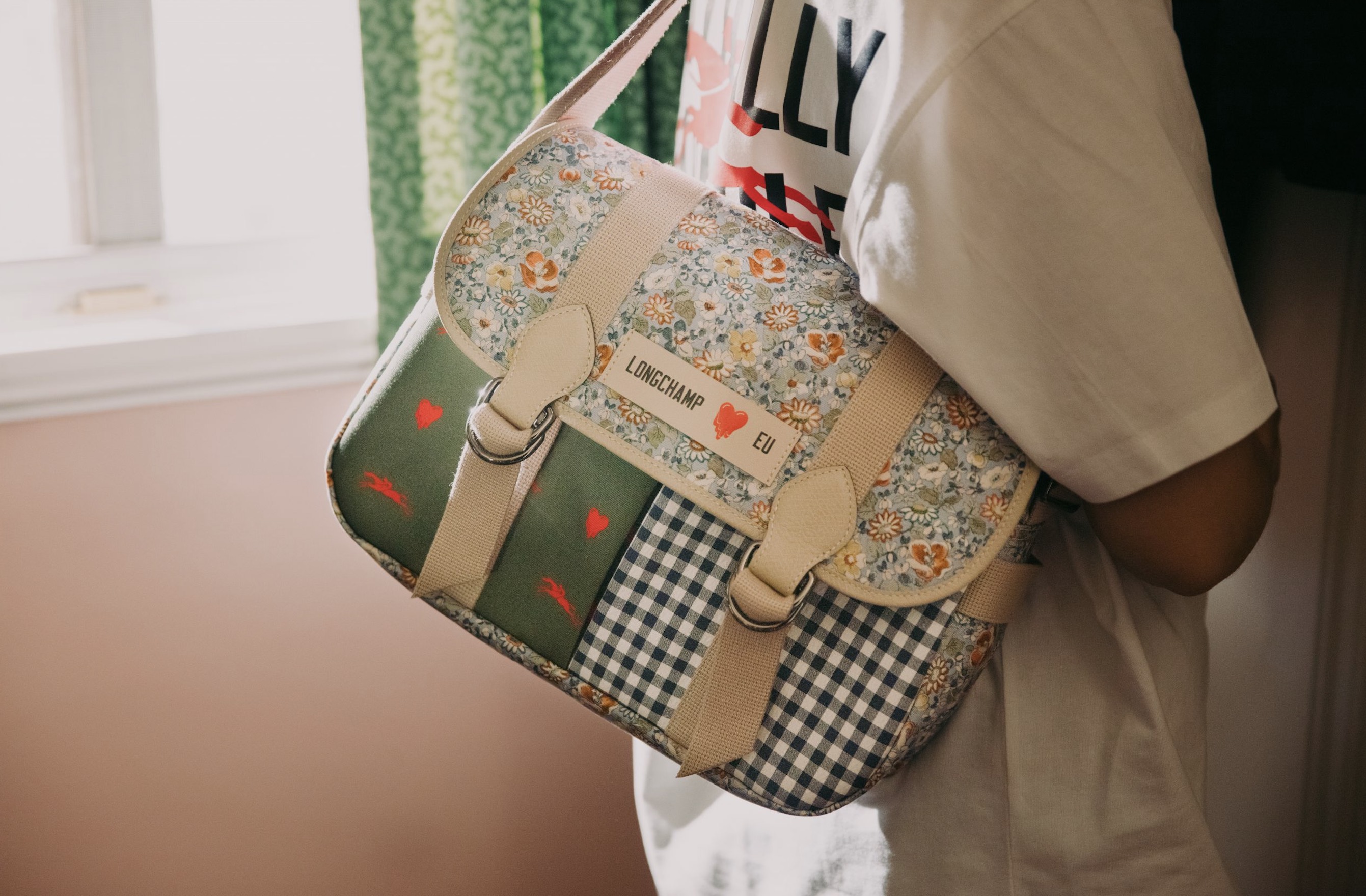 Longchamp x EU, la nueva colaboración que une al patchwork con diseños ...