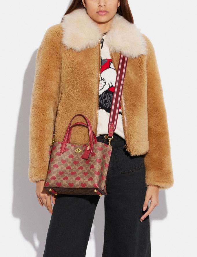 Coach lanza encantadora colección para San Valentín