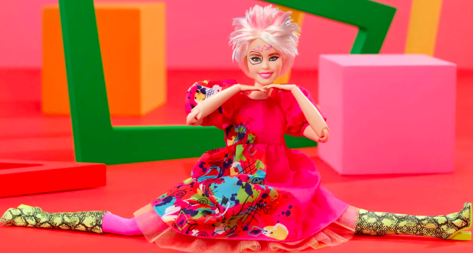 La “Barbie rara” que interpretó Kate McKinnon en ‘Barbie’, está a la ...