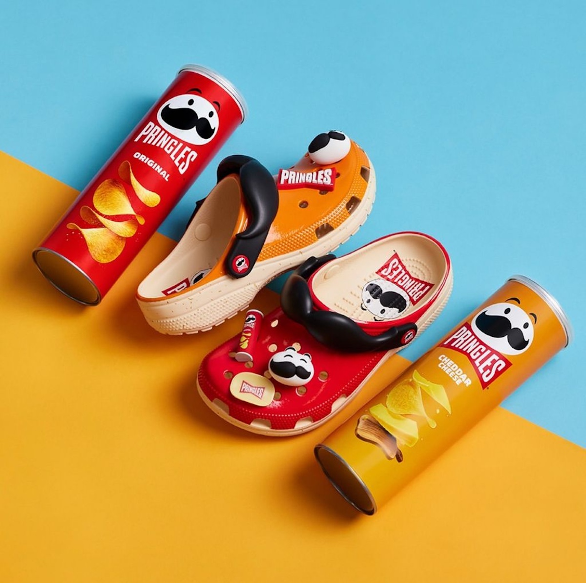 ¡El sabor y el estilo se unen en la colección Pringles x Crocs!