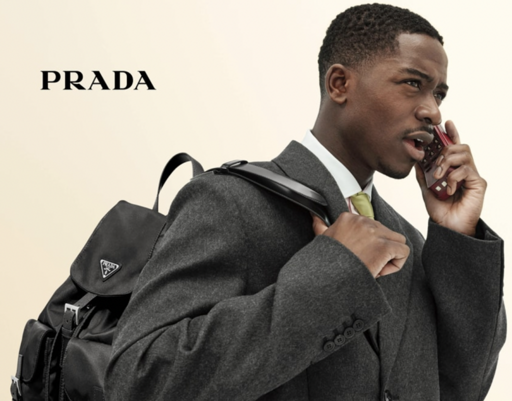 Prada habla: una línea directa