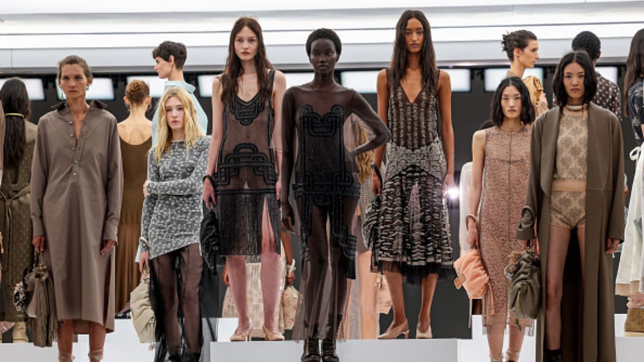 Fendi presentó su colección SS25 en Milan Fashion Week | Grazia México ...