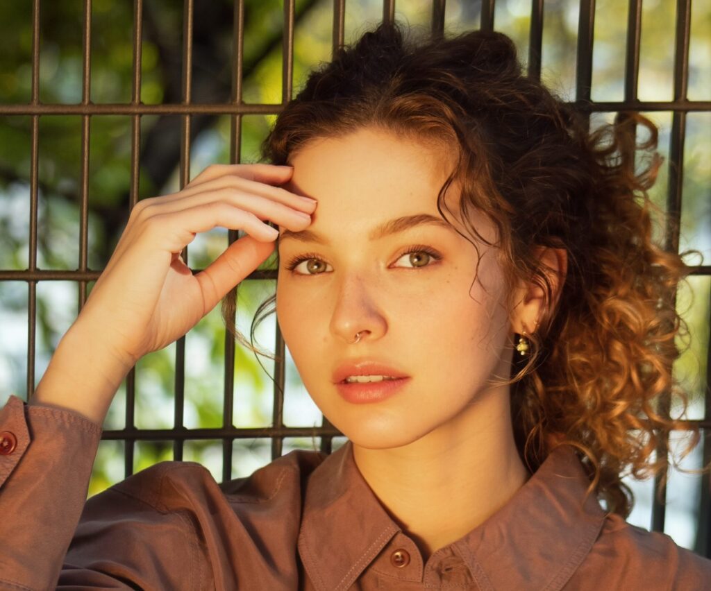 Efímera: Carla Adell y una historia del presente y la vulnerabilidad