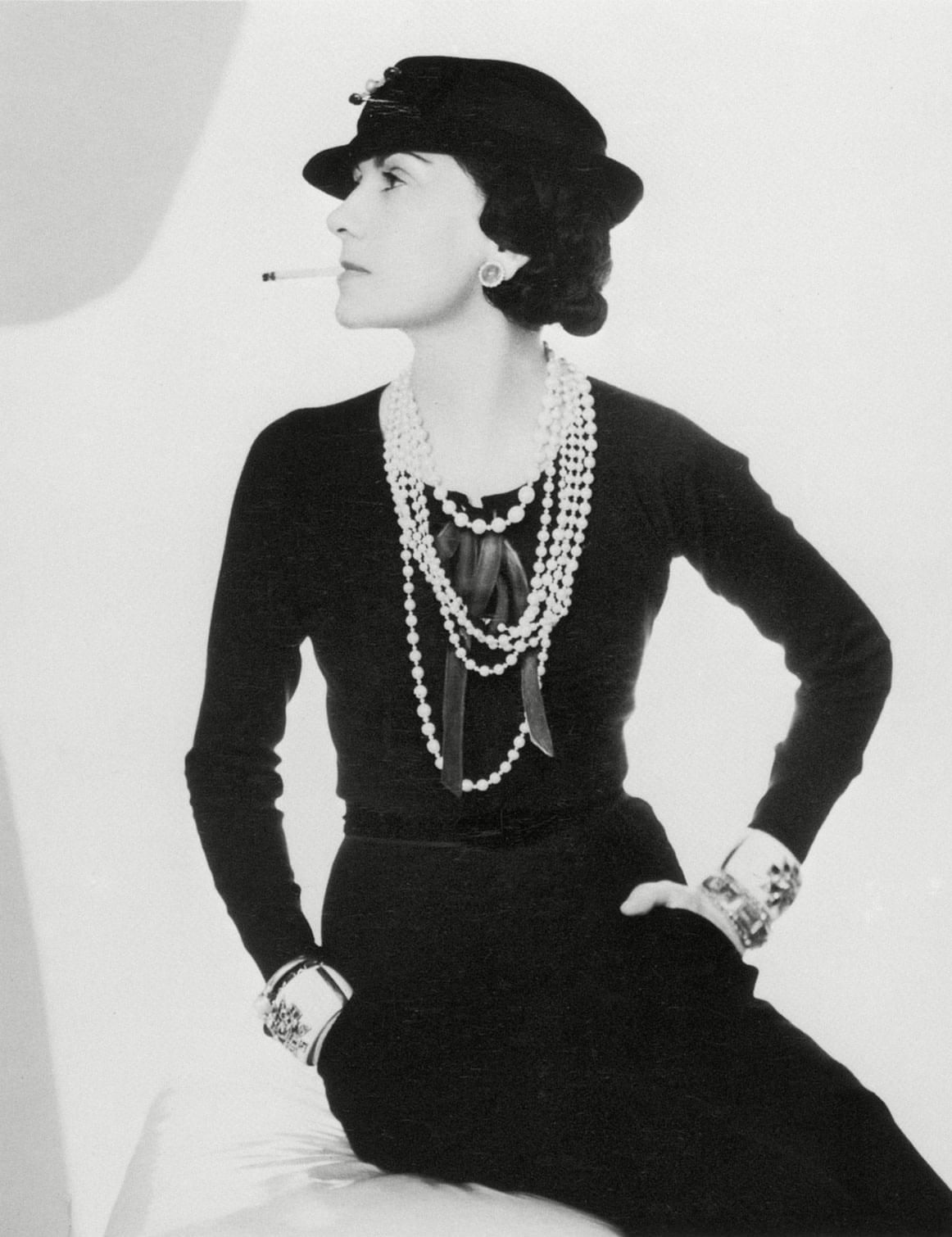 Coco Chanel: Legado de Elegancia