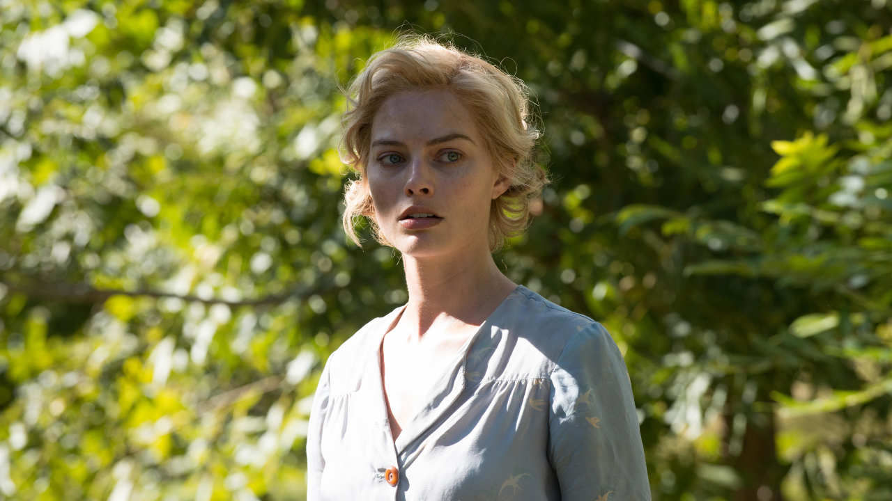 Stream Margot Robbie's Bank Robber Thriller Film 'Dreamland' Tonight