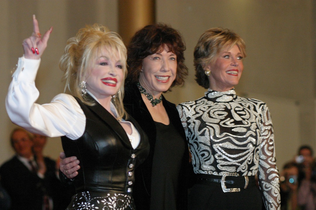 Dolly Parton Confirms She Will Join The Final Season of ‘Grace & Frankie’