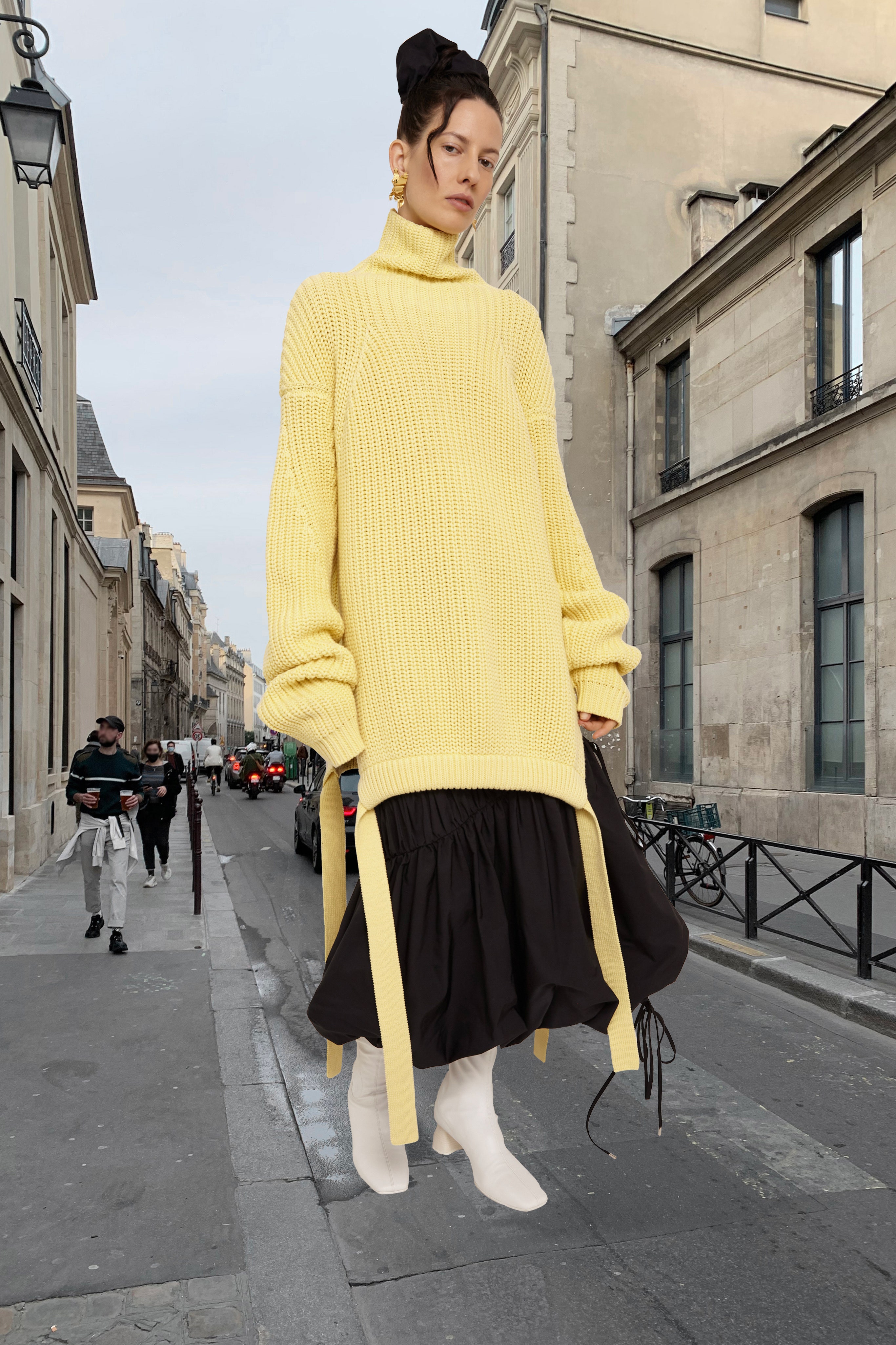 Super-Long Sleeves: The Impractical Trend You Can Get Behind This Fall