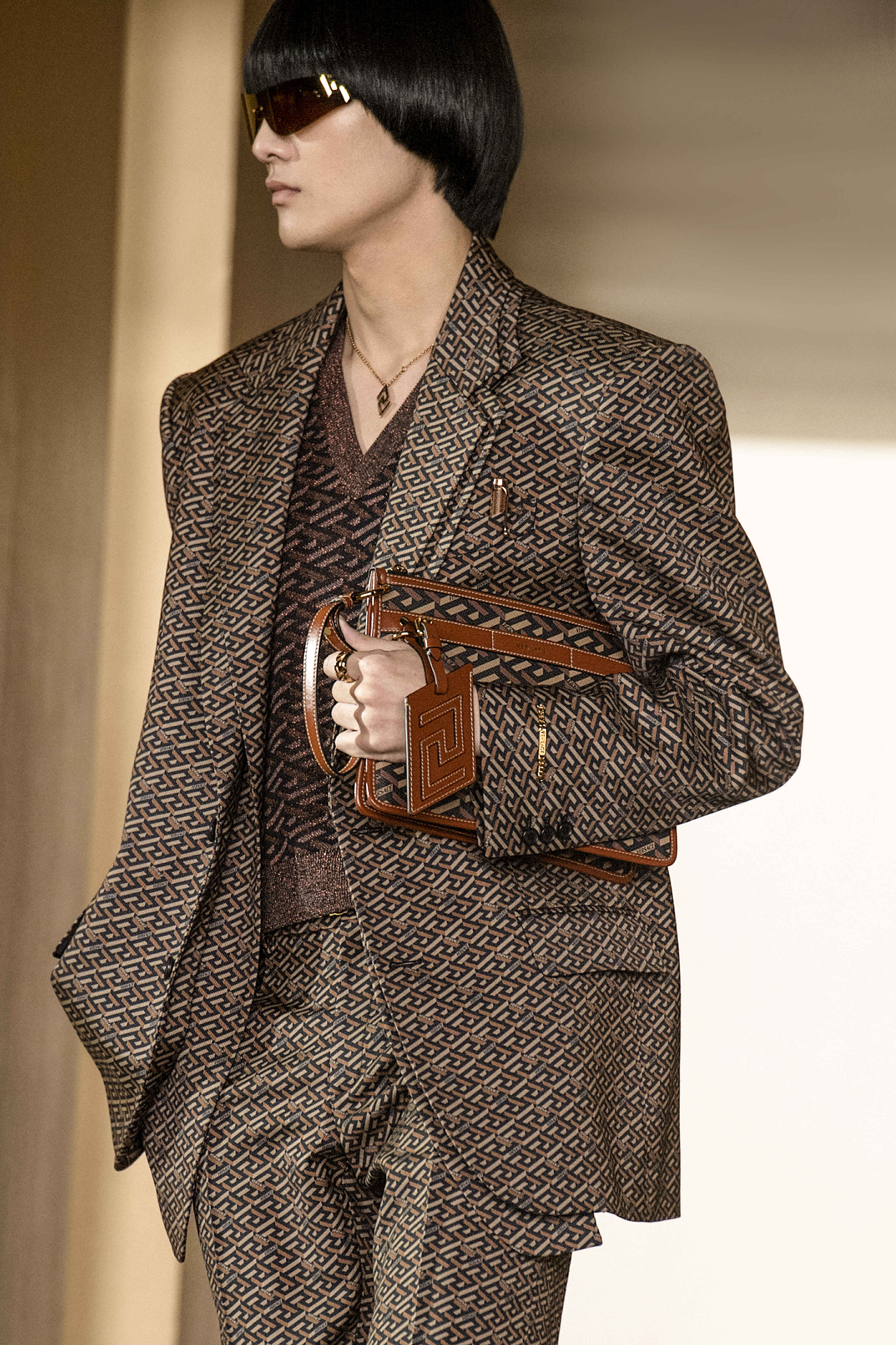 Versace Fall-Winter 2021 Collection: Photos, Video - Grazia