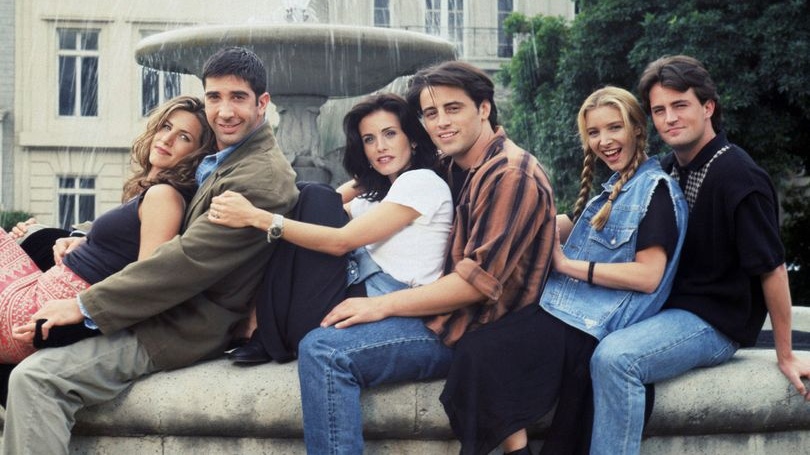 What You Didn’t Know About The “Friends” Fountain Scene - Grazia