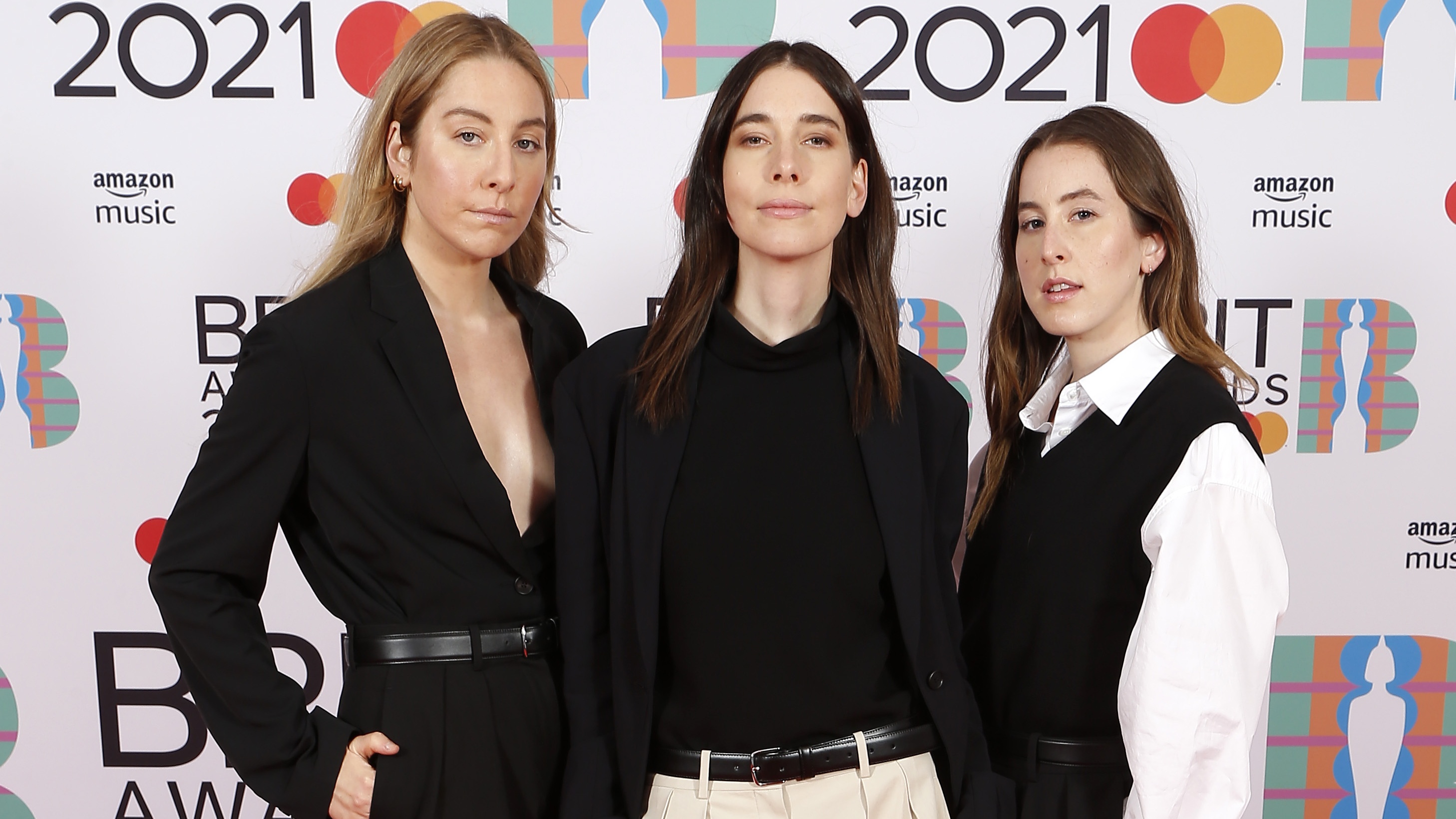 The Row Made Its Red Carpet Debut Thanks To Haim - Grazia USA
