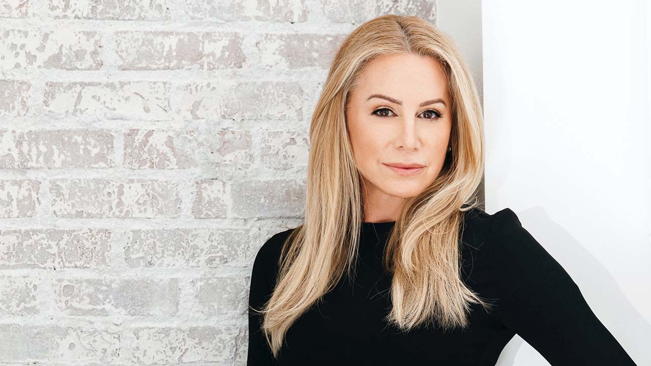 Jennifer Fisher: What’s in My Beach Bag? - Grazia USA