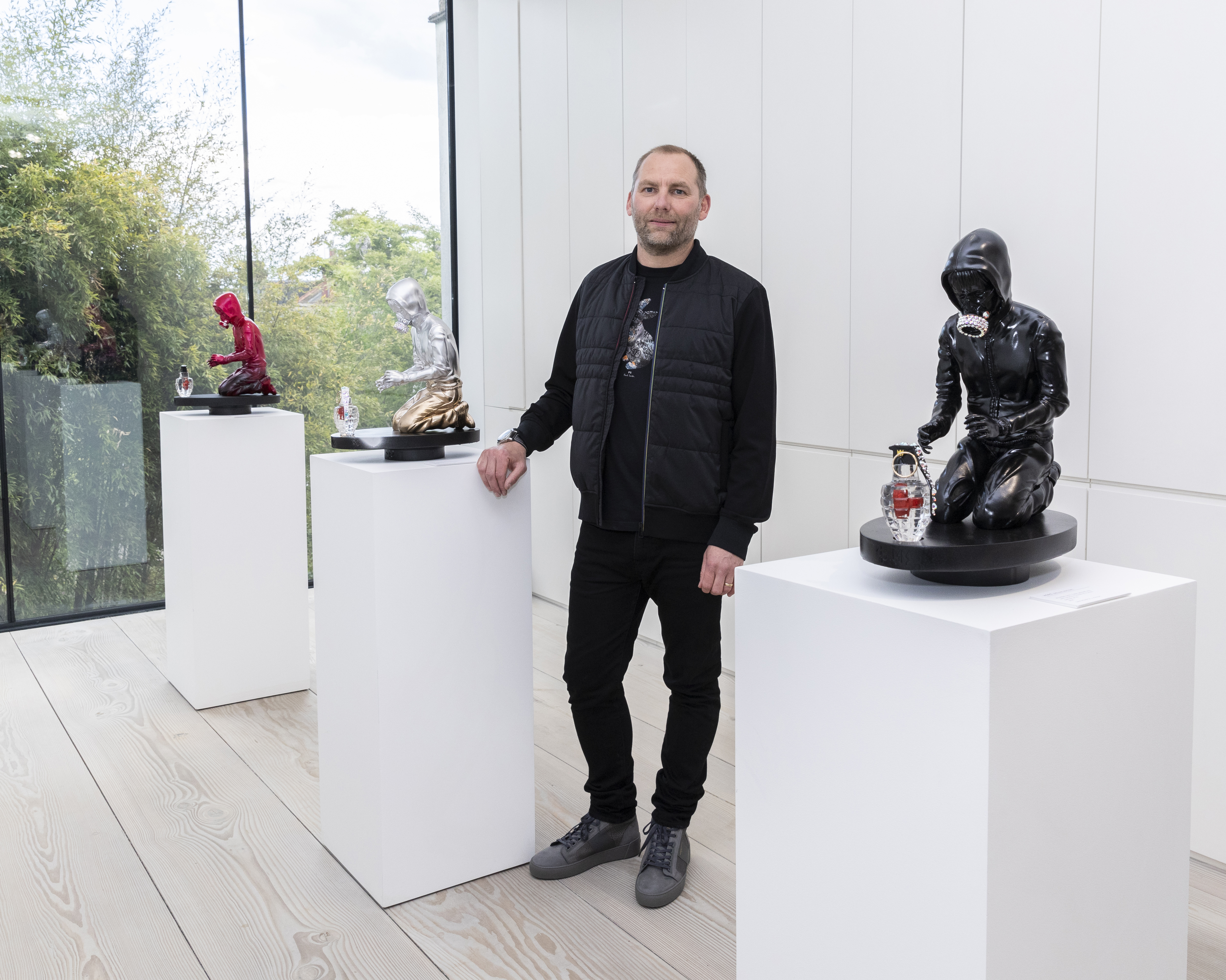 Contemporary Artist Dan Pearce Boasts An A-List Roster of Clients ...