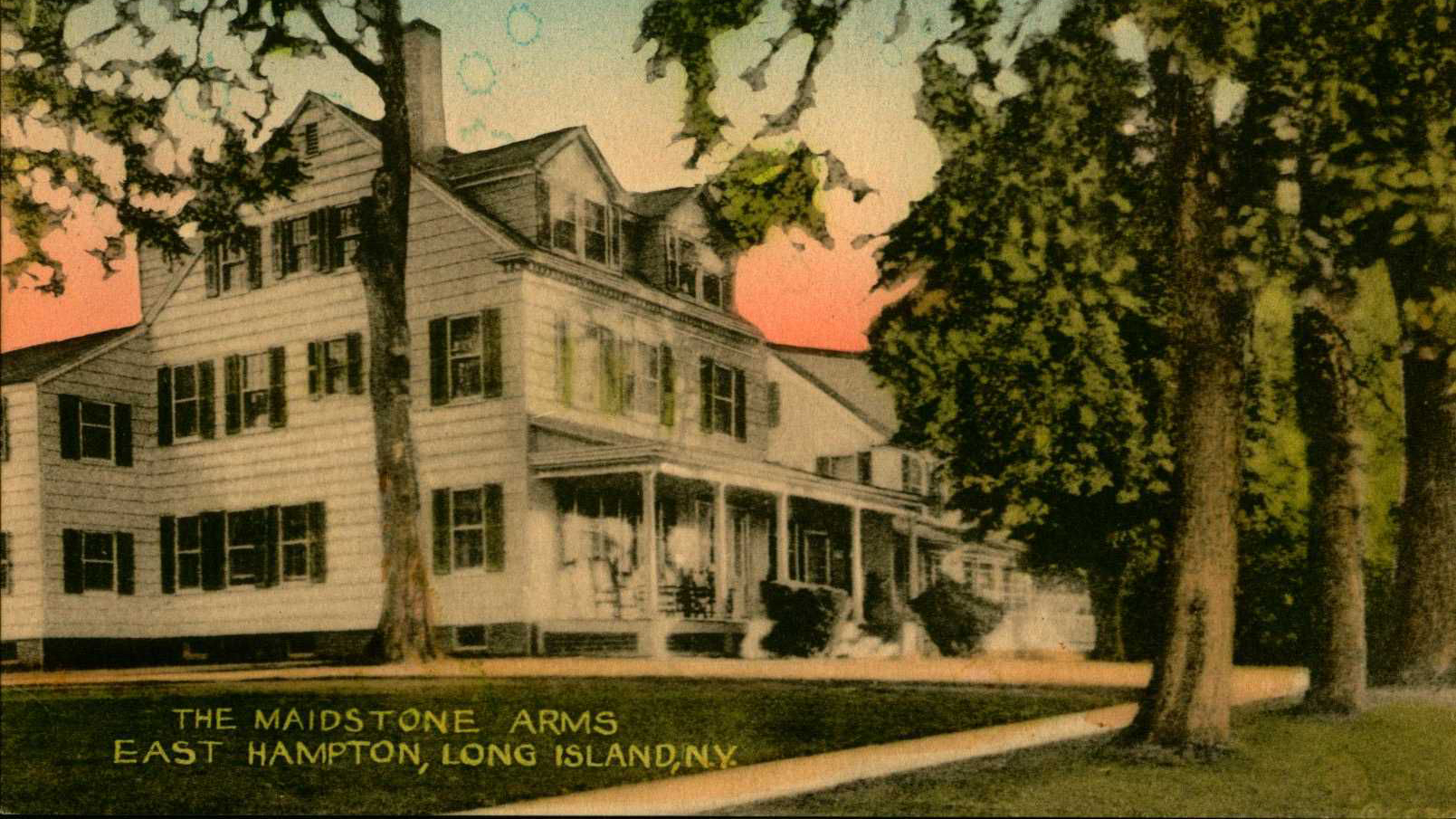 In With The Inn Crowd: The Maidstone - GRAZIA USA