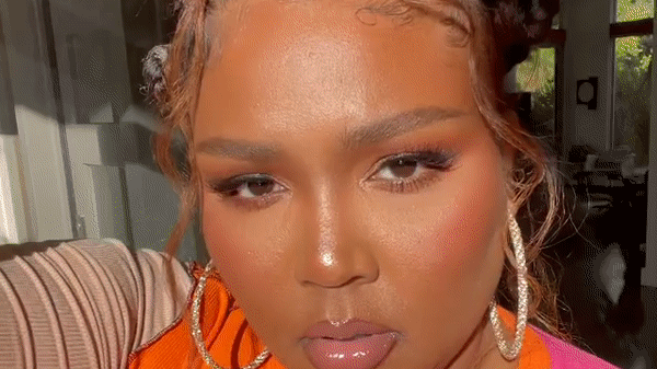 Logo Barrettes Are Still The Biggest Hair Trend, According To Lizzo