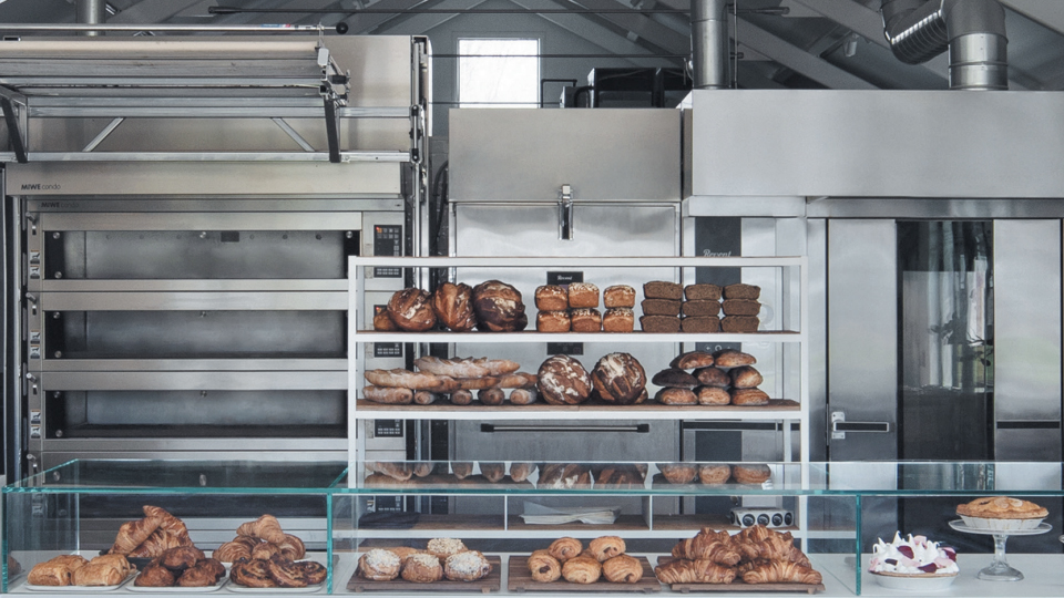 A Sweet Hamptons Summer Tradition: Carissa’s Bakery