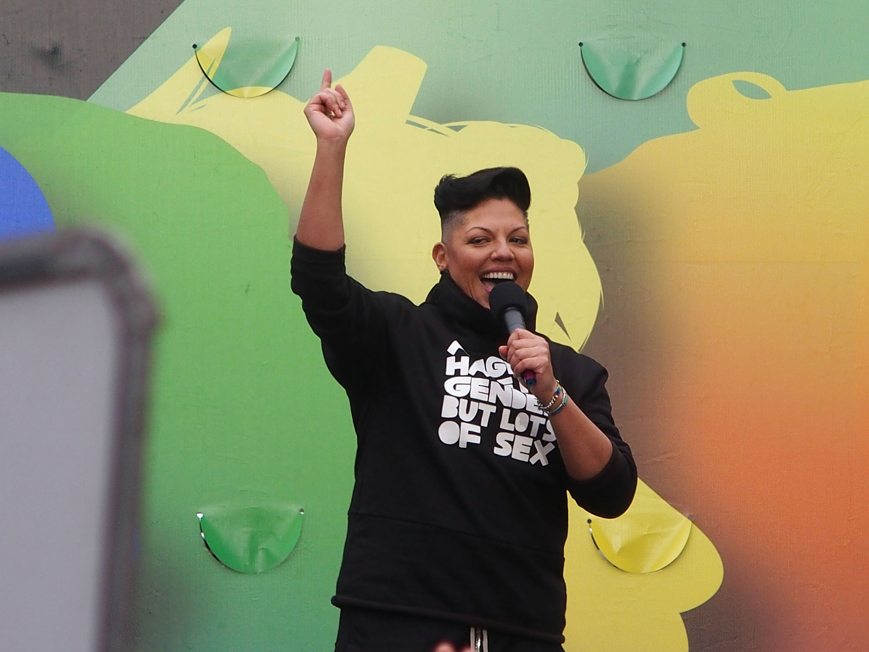 Who Is Sara Ramirez? Actor Plays Che Diaz On 'And Just Like That'