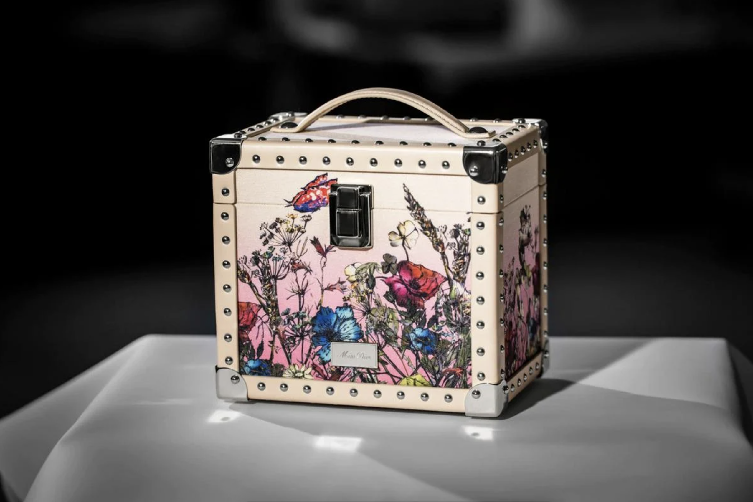 Dior Launches New Eau de Parfum Alongside Unique Couture Trunk