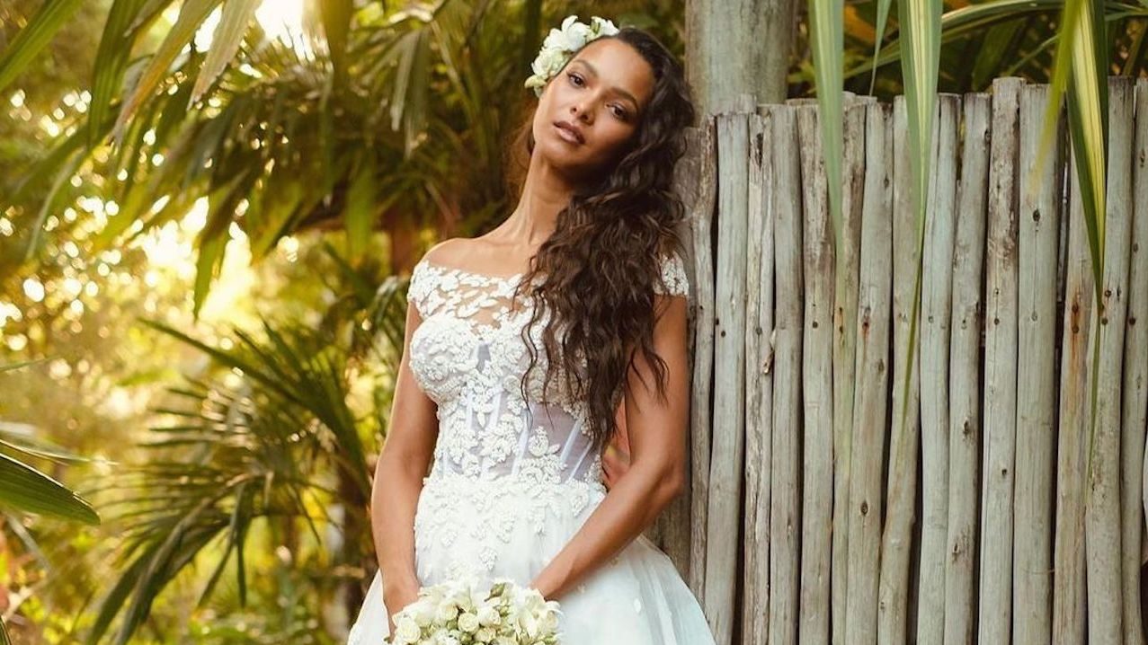 Lais Ribeiro Marries Jaokim Noah in Galia Lahav at Brazilian Ceremony
